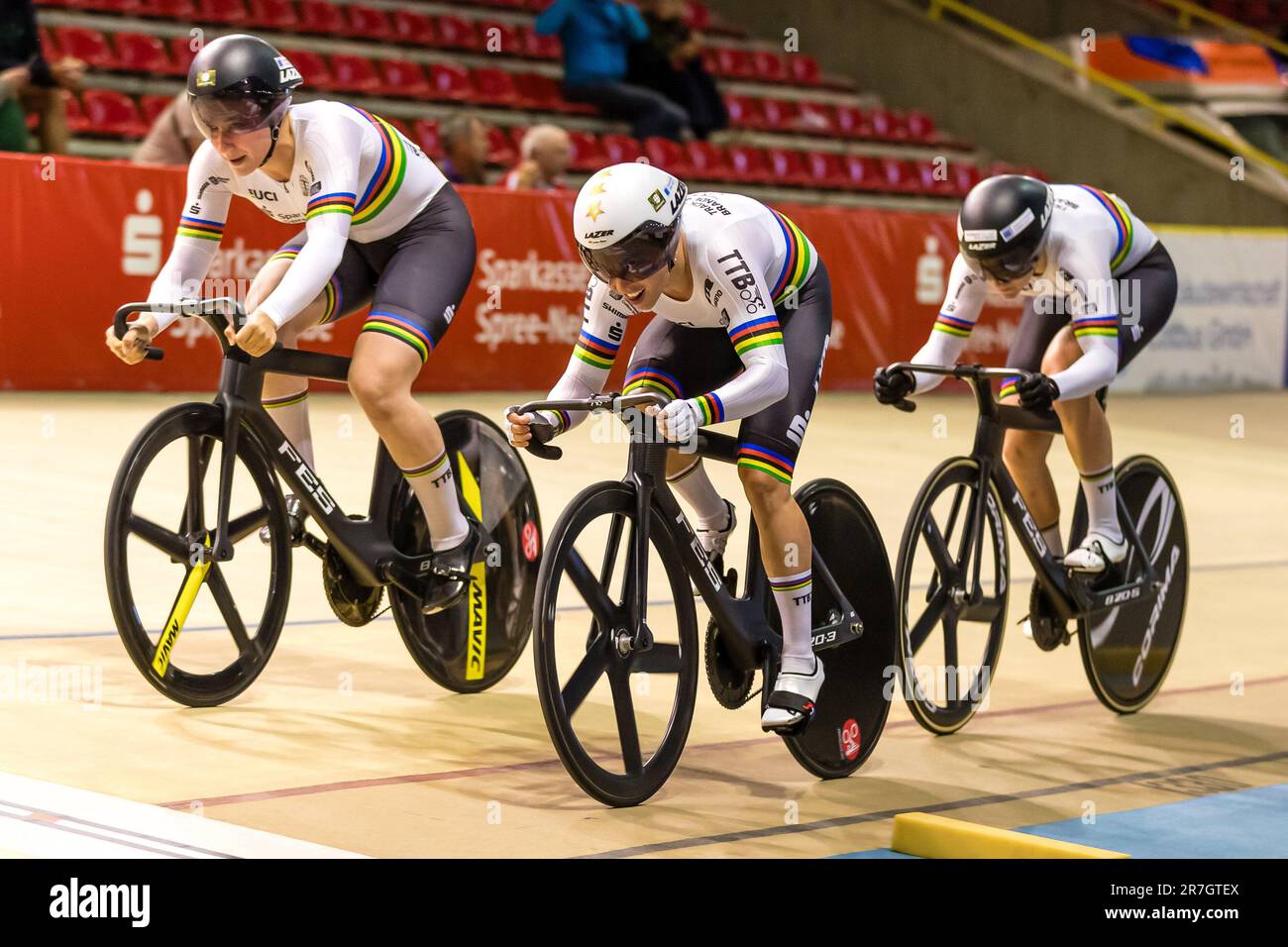 Cottbus, Germany. 15th June, 2023. Track cyclists Pauline Grabosch (l-r ...