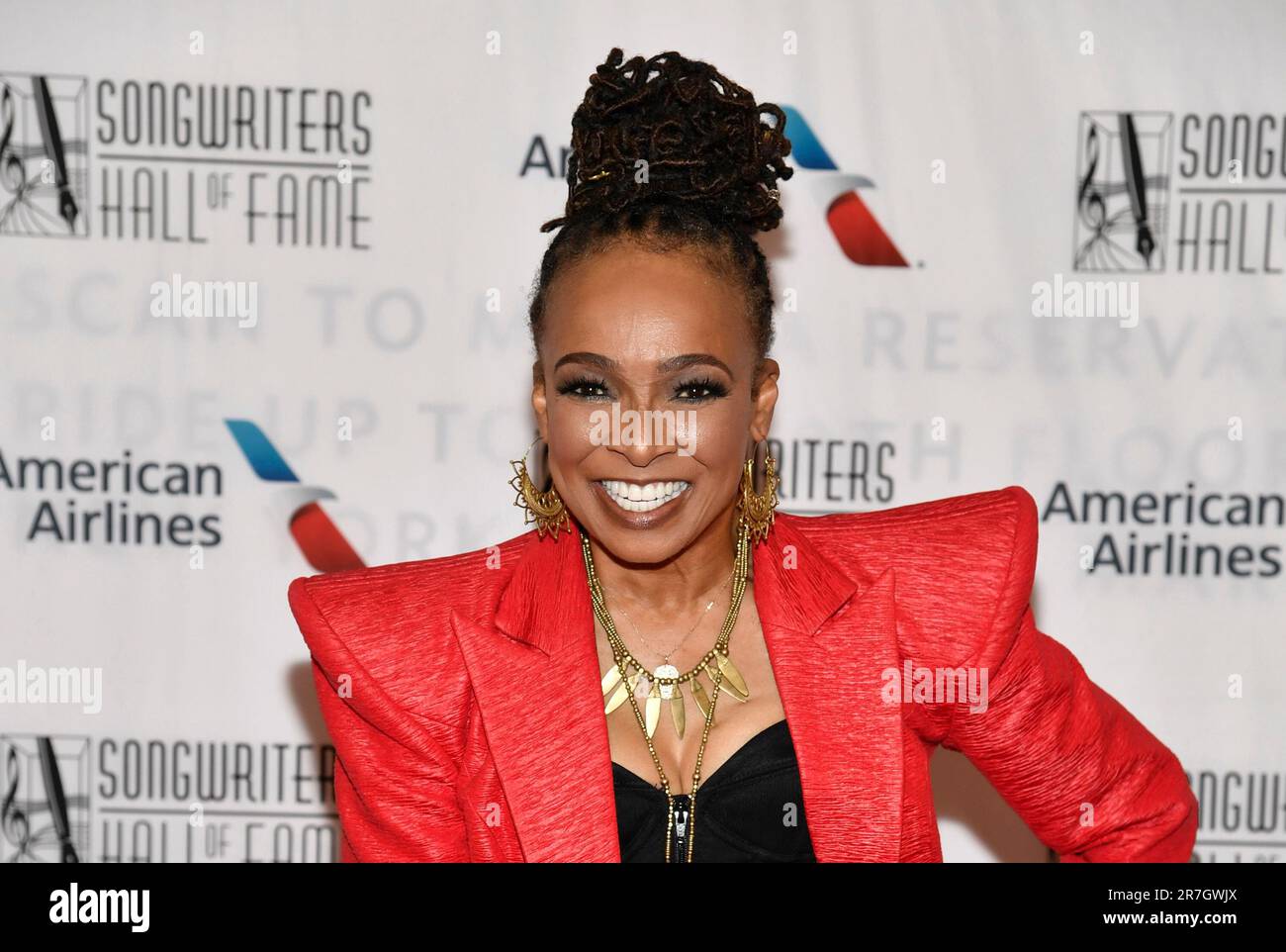 Siedah Garrett attends the 52nd annual Songwriters Hall of Fame ...
