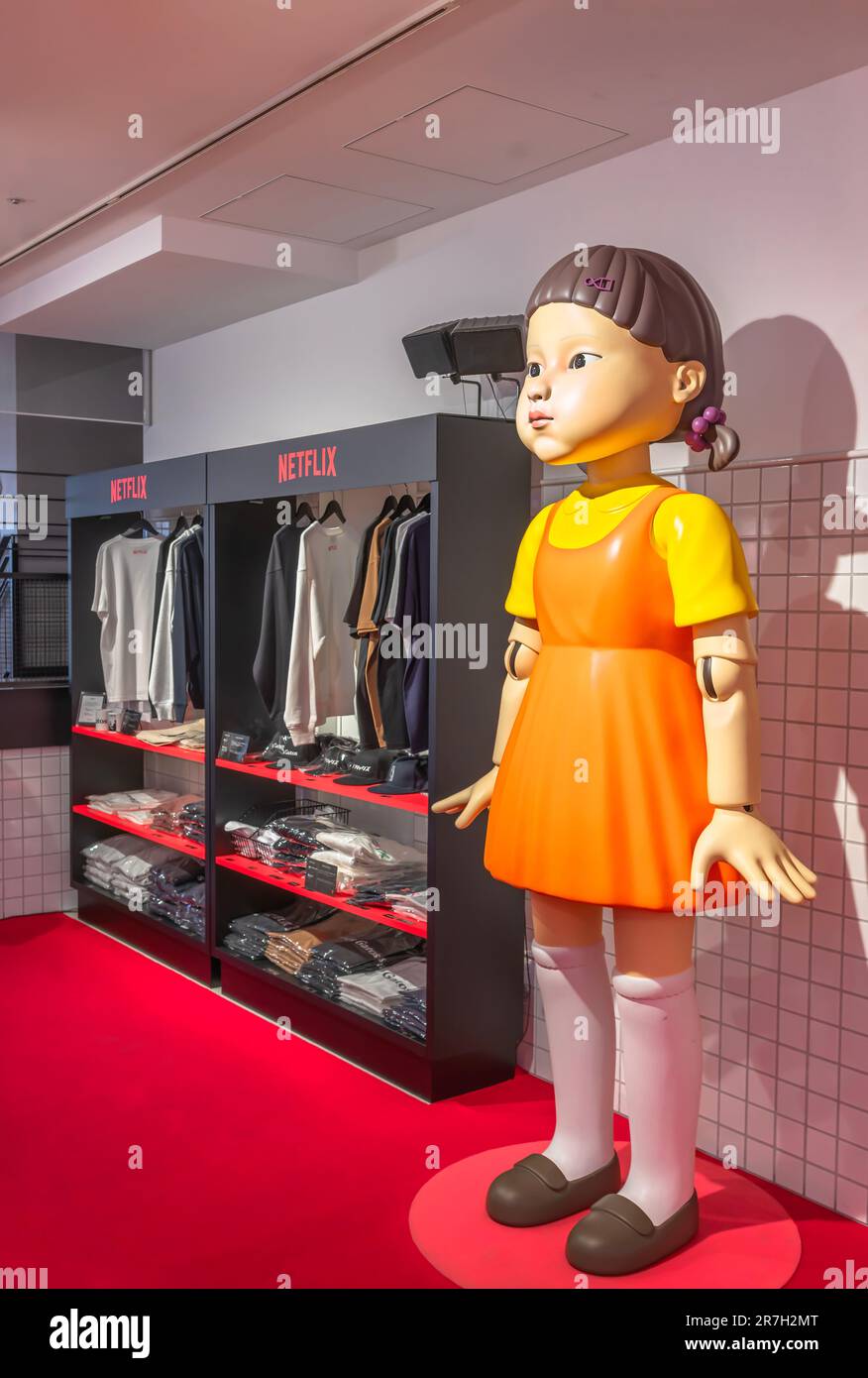 Squid game exhibition hi-res stock photography and images - Alamy