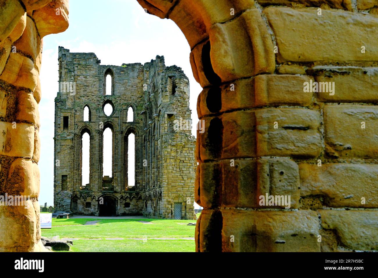 Tynemouth Priory Pen Bal Crag and castle off Tynemouth Front St and ...