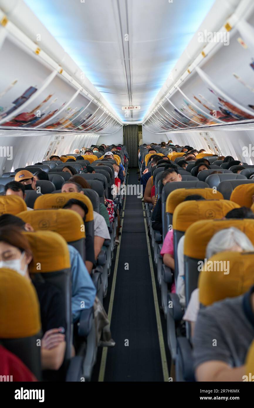 Boeing 737 interior hi-res stock photography and images - Alamy