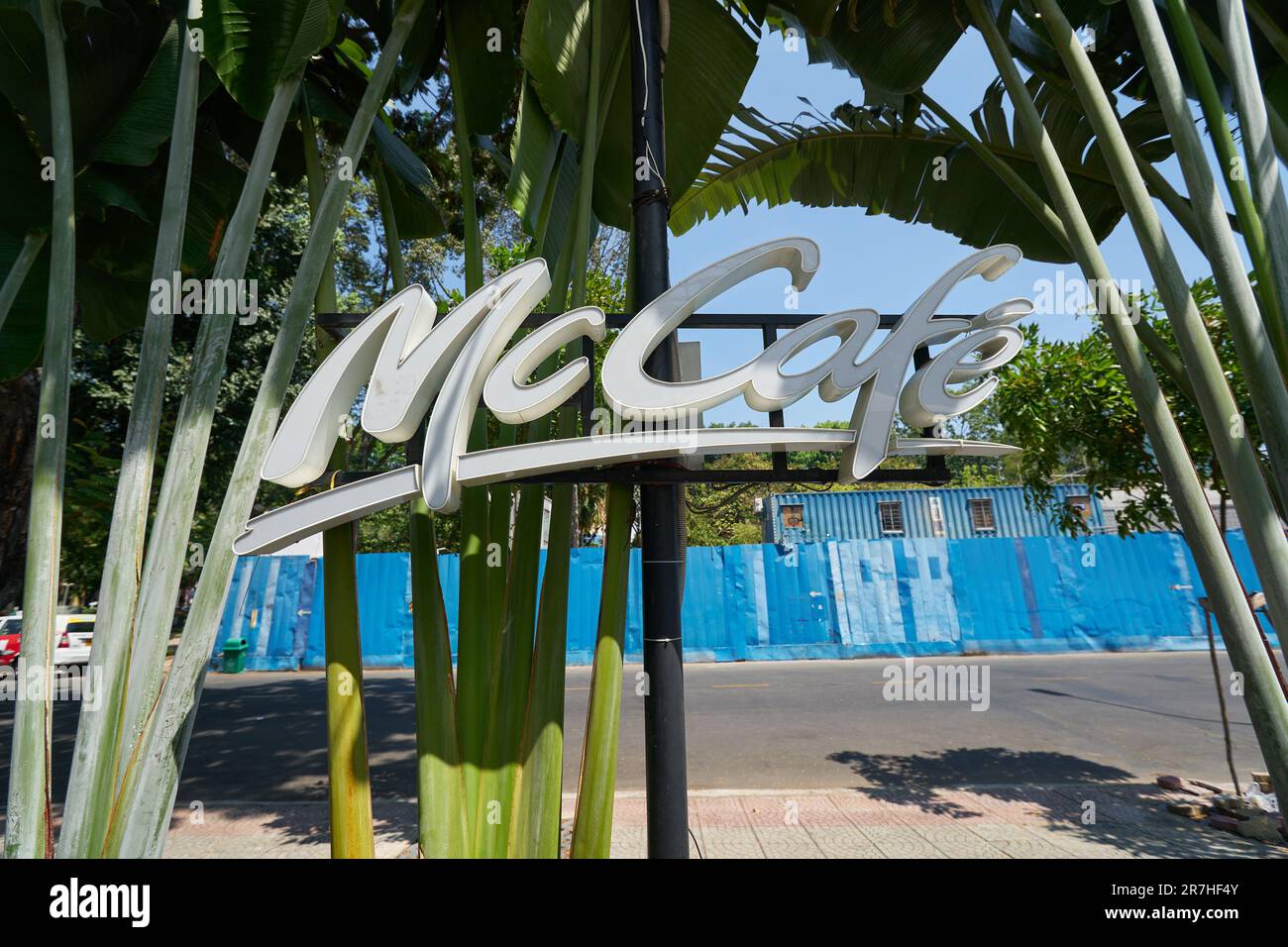 Mccafe sign hi-res stock photography and images - Alamy