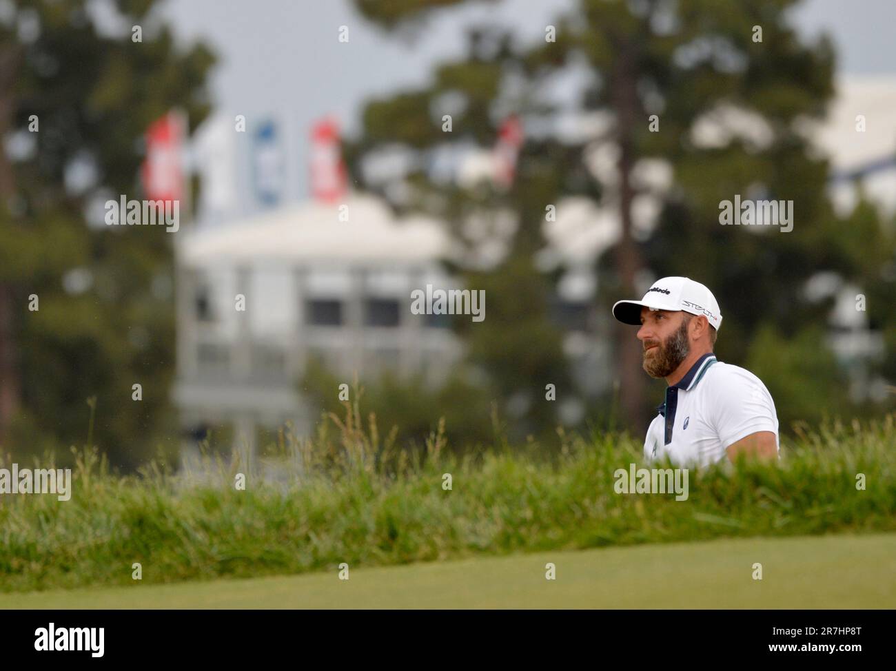 Los Angeles, United States. 15th June, 2023. Dustin Johnson prepares to ...