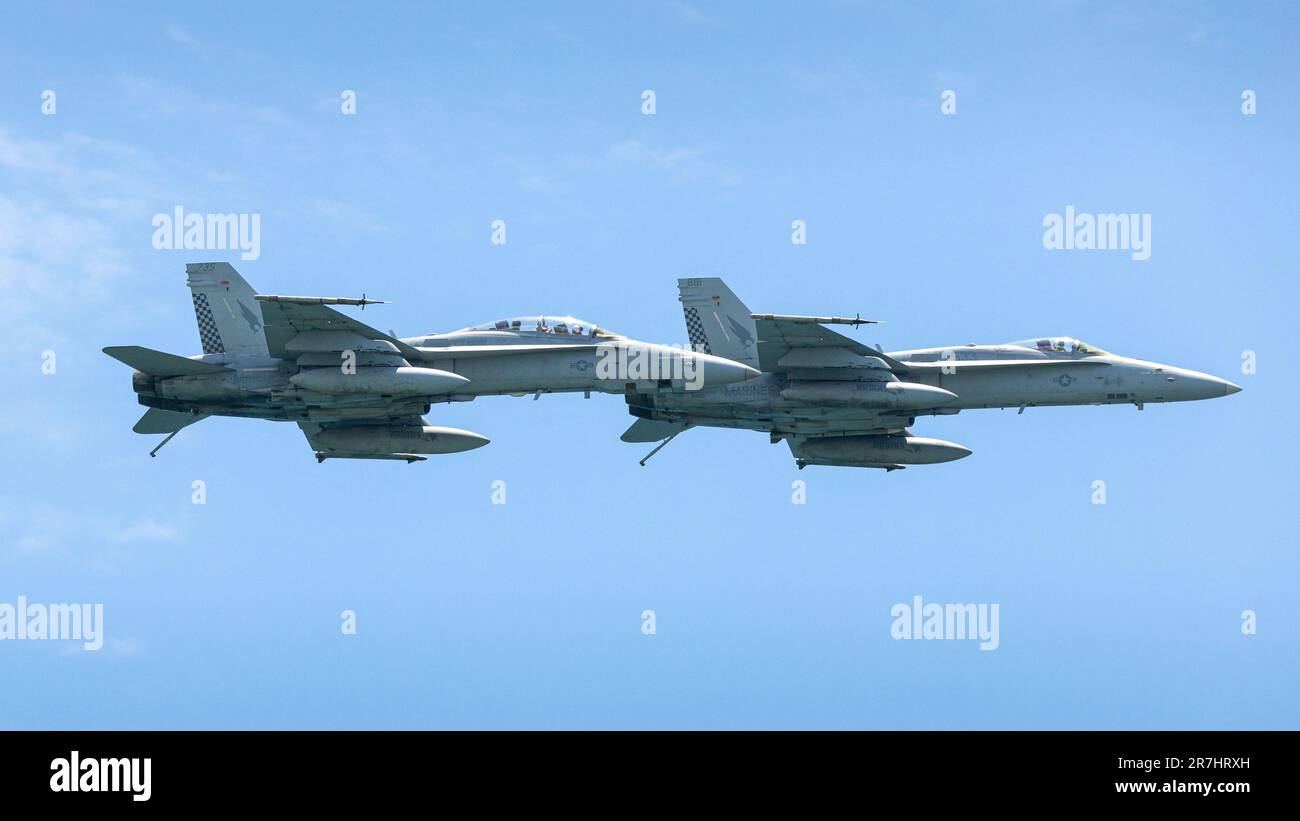 The amazing Hornet flyby Stock Photo - Alamy