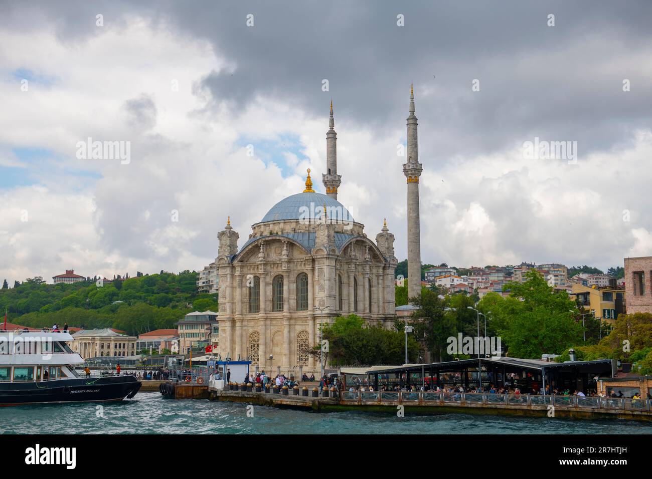 Grand Mecidiye Mosque, Ortakoy Mosque at Bosporus strait waterside at ...