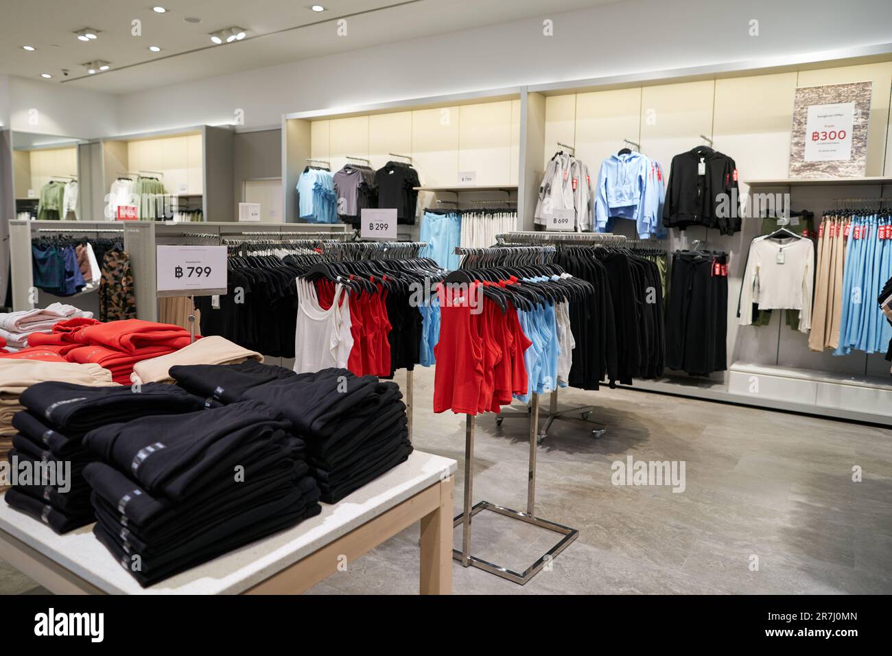 PATTAYA, THAILAND - CIRCA APRIL, 2023: interior shot of H and M retail ...