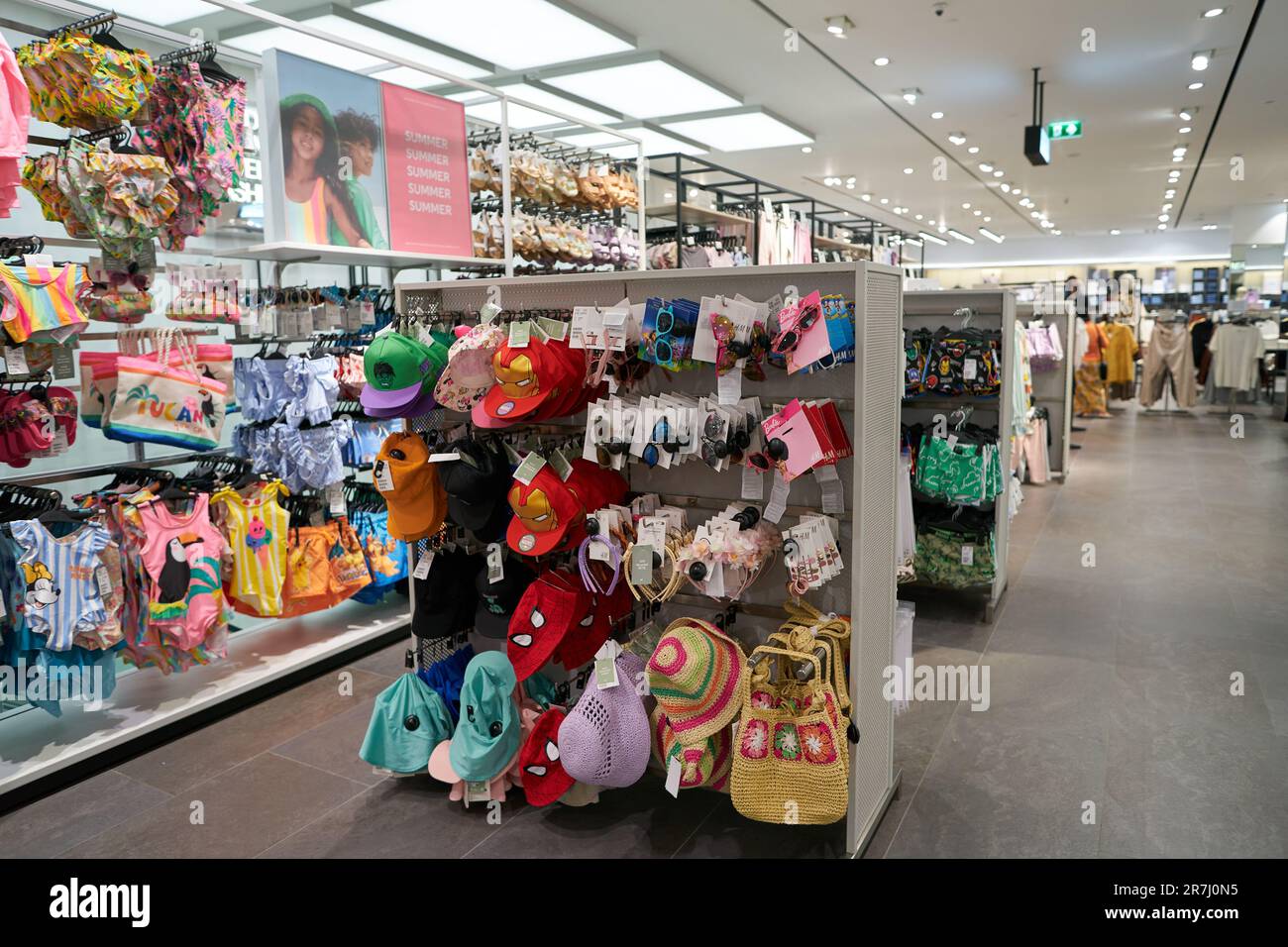 PATTAYA, THAILAND - CIRCA APRIL, 2023: interior shot of H and M retail ...