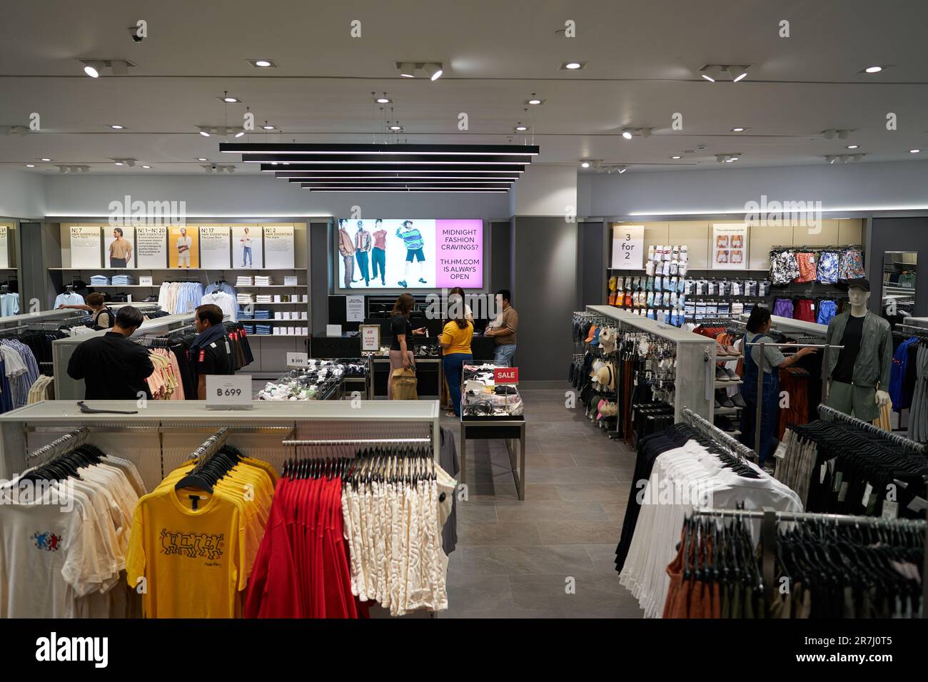 PATTAYA, THAILAND - CIRCA APRIL, 2023: interior shot of H and M retail ...