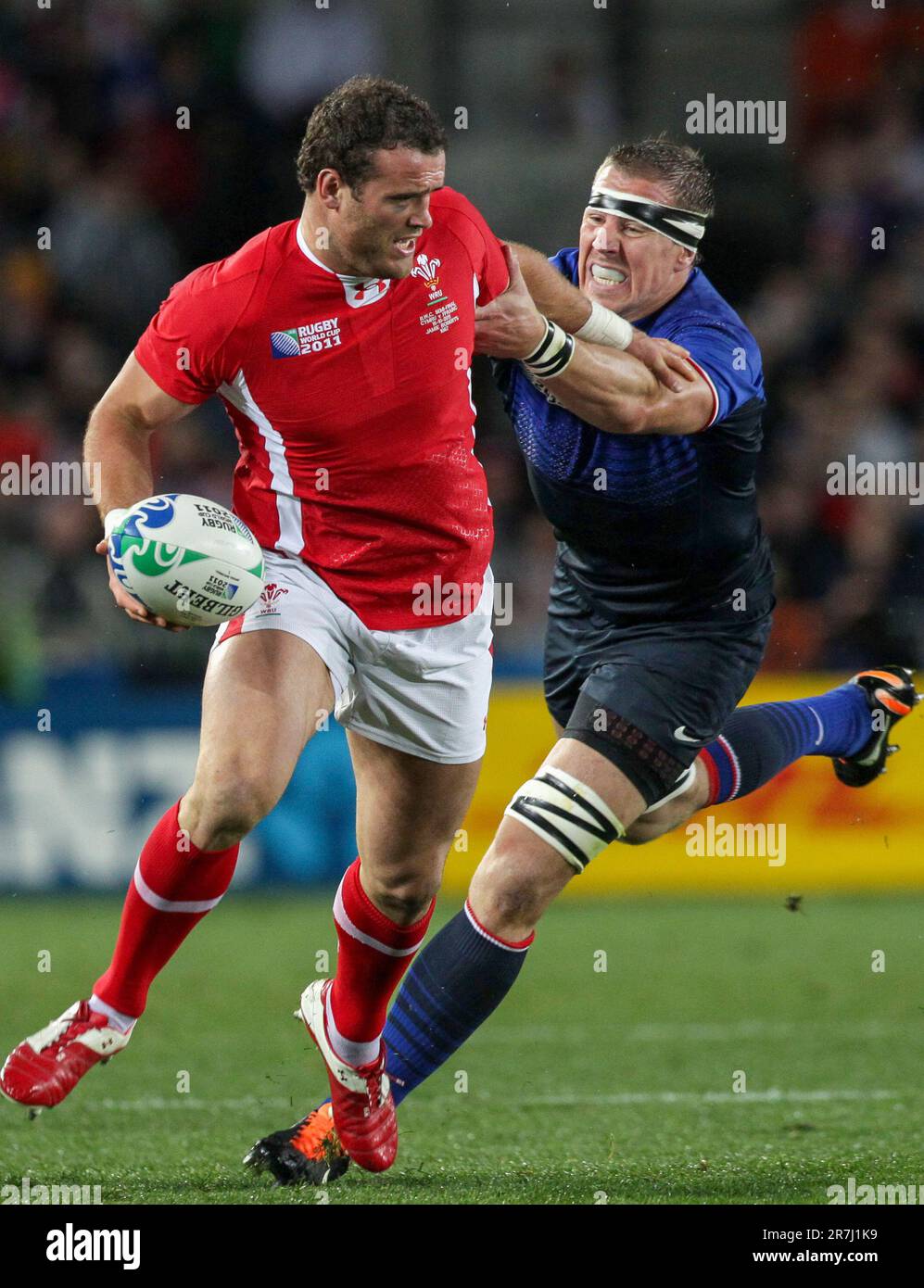 Semi professional rugby player hi-res stock photography and images - Alamy