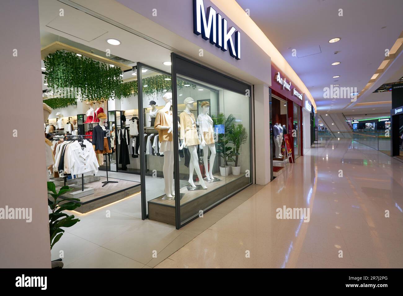 HO CHI MINH CITY, VIETNAM - CIRCA MARCH, 2023: entrance to MIKI store in Crescent Mall Stock ...