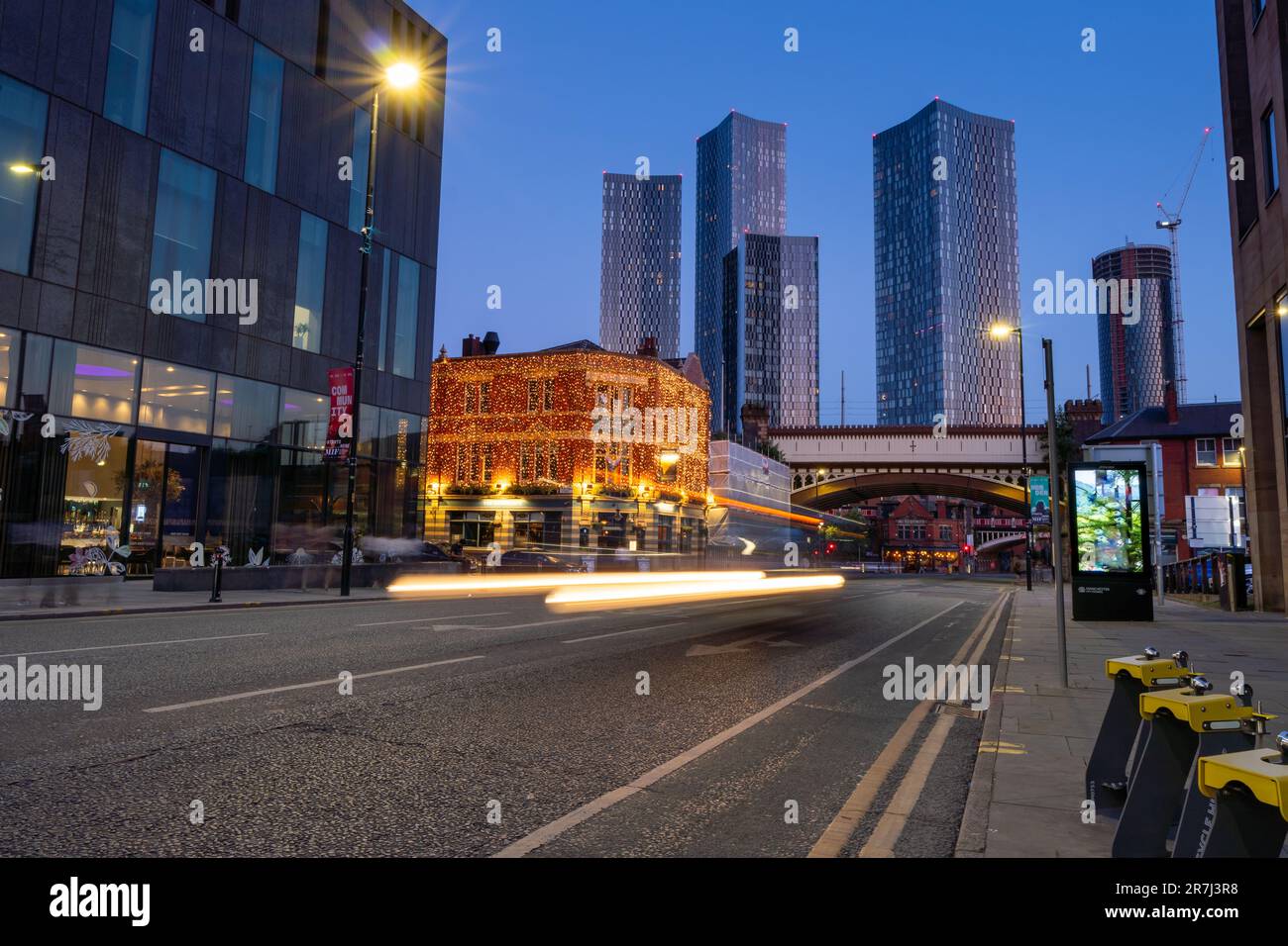 Birds eye view manchester hi-res stock photography and images - Alamy