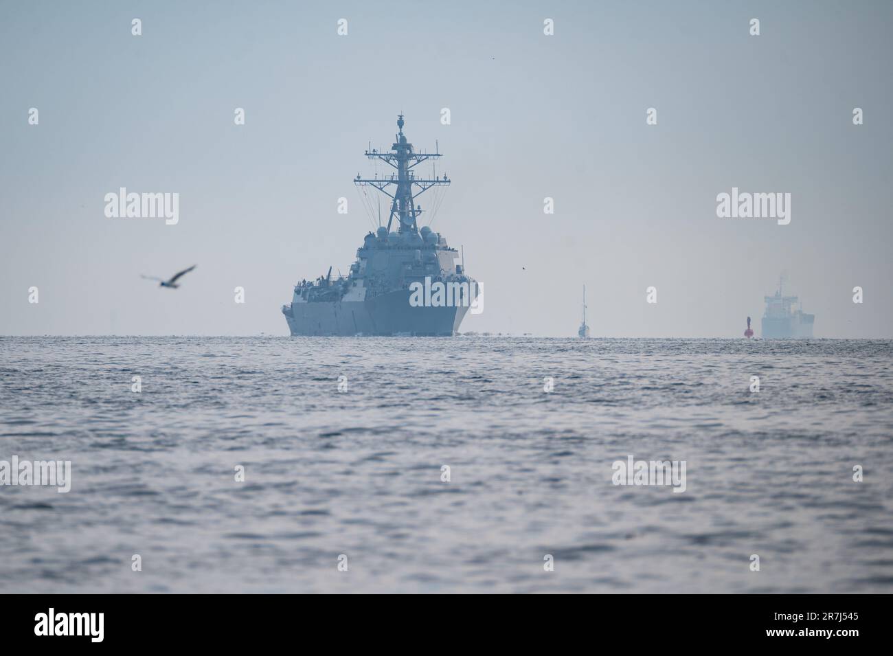 Kiel, Germany. 16th June, 2023. The American destroyer USS Paul ...