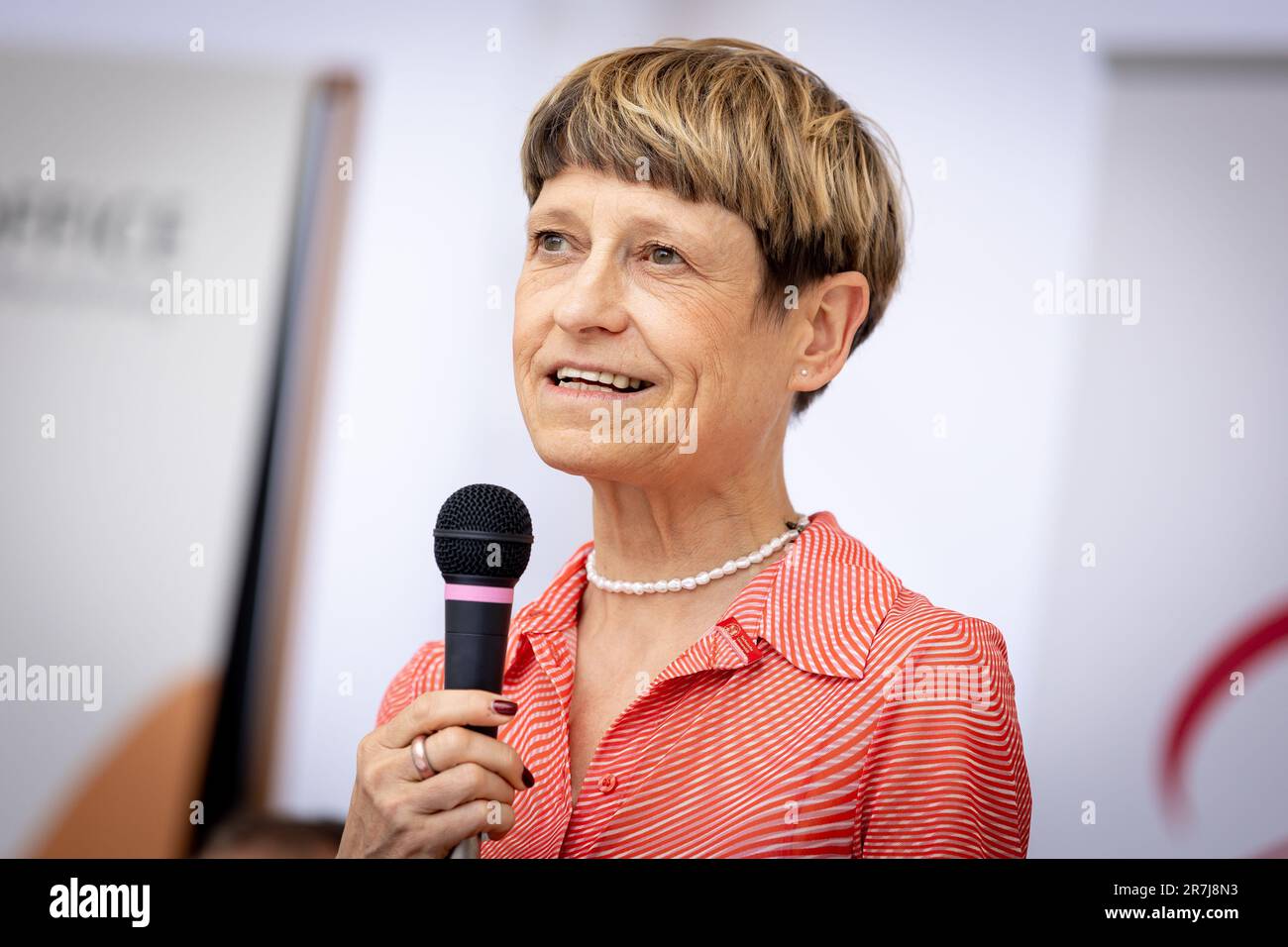 Angela ittel hi-res stock photography and images - Alamy