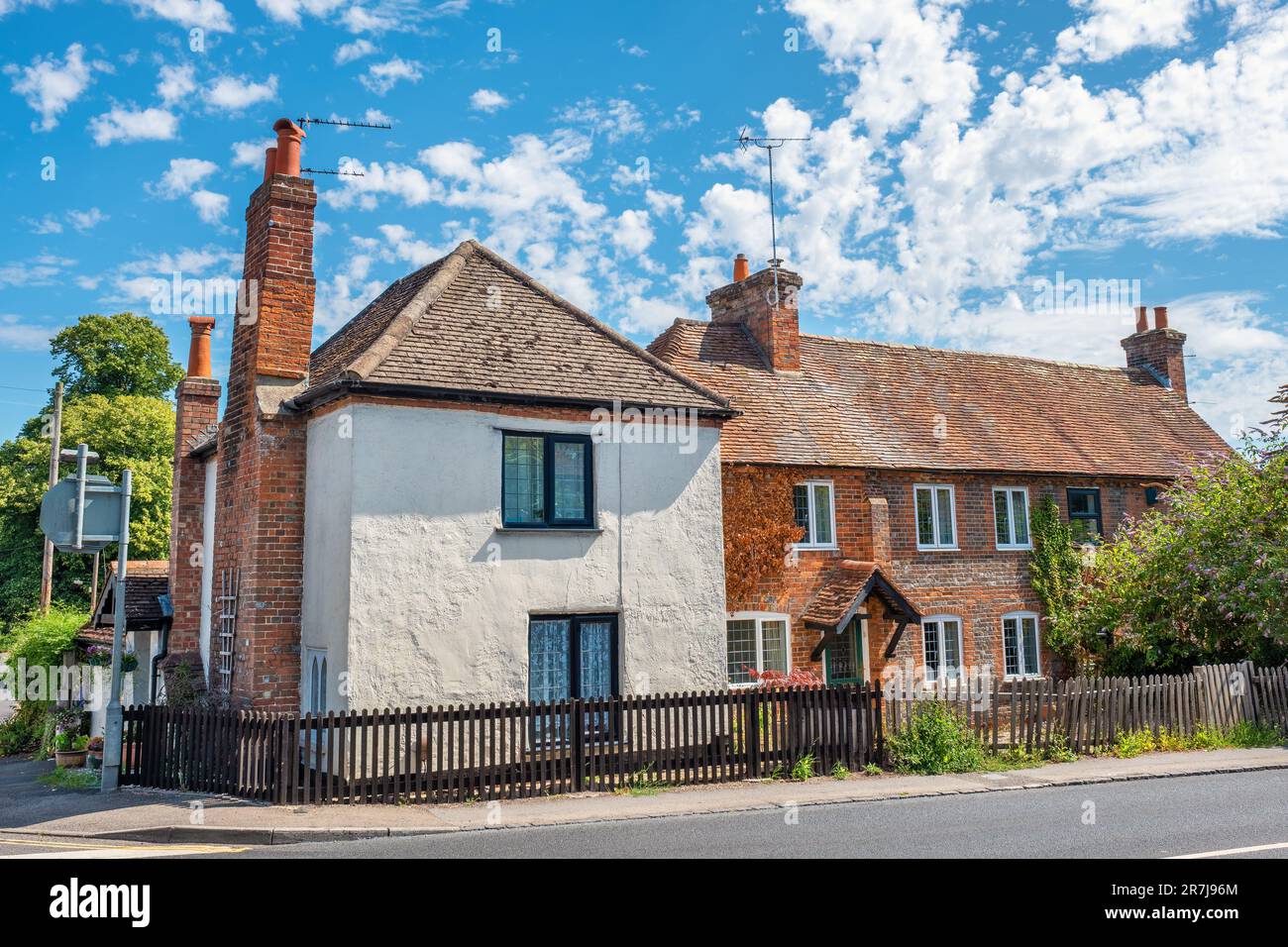 Old english brick house entrance hi-res stock photography and images ...