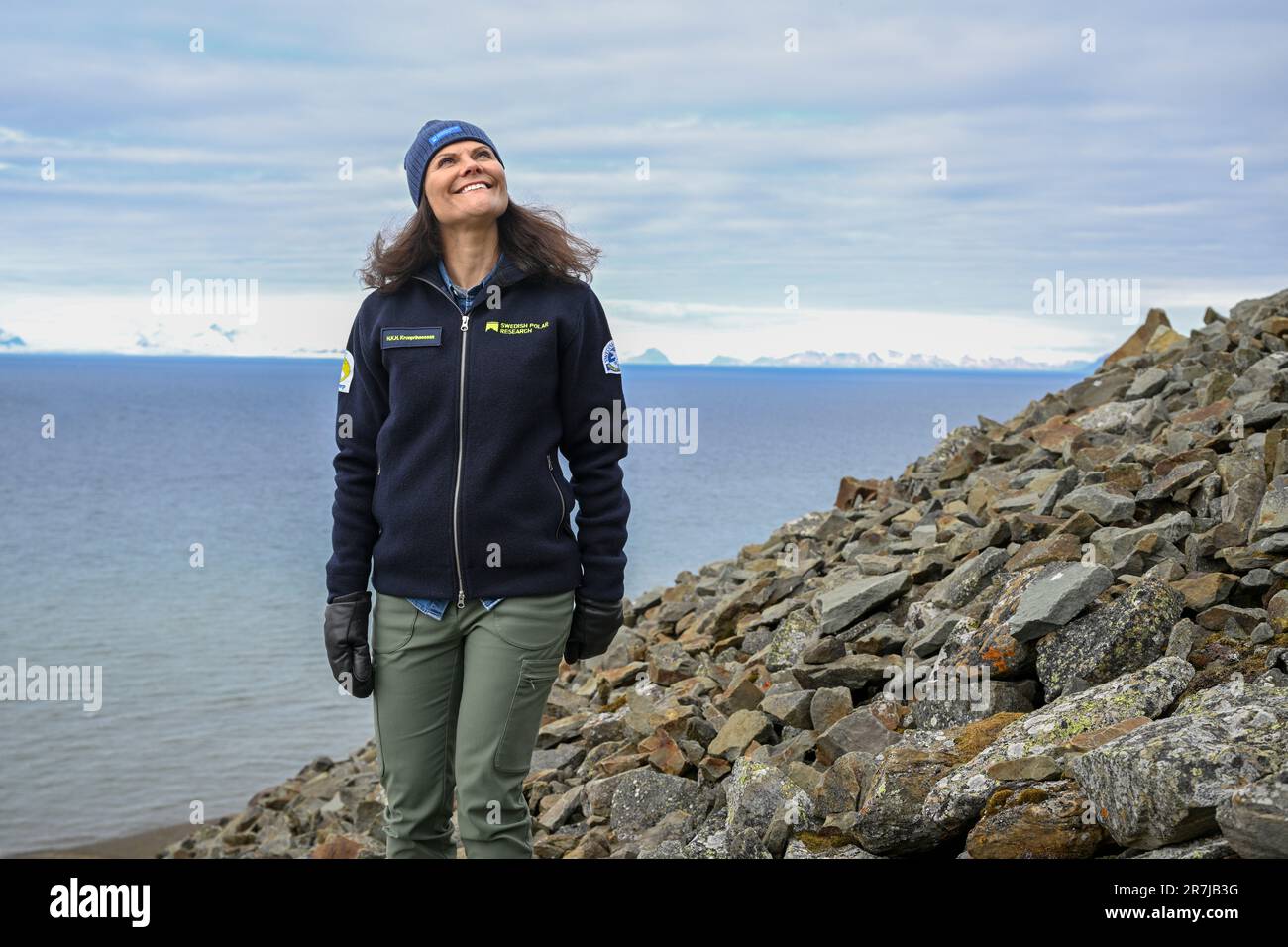 Crown Princess Victoria on a hike in Bjørndalen with Kim Holmén ...
