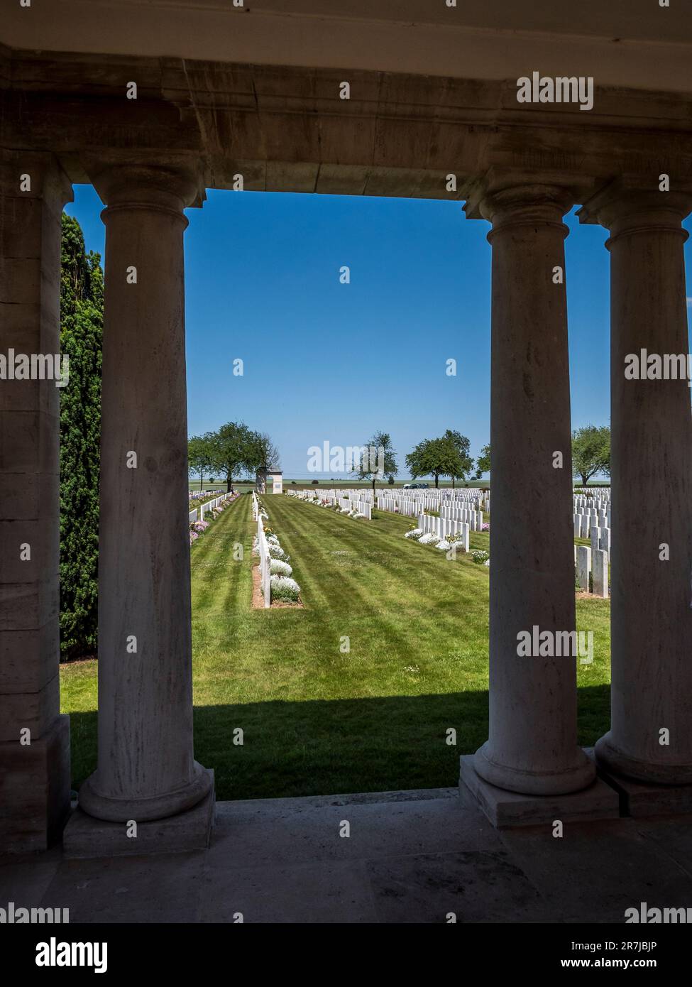 Caterpillar Valley cemetery is one of the largest cemeteries on the ...