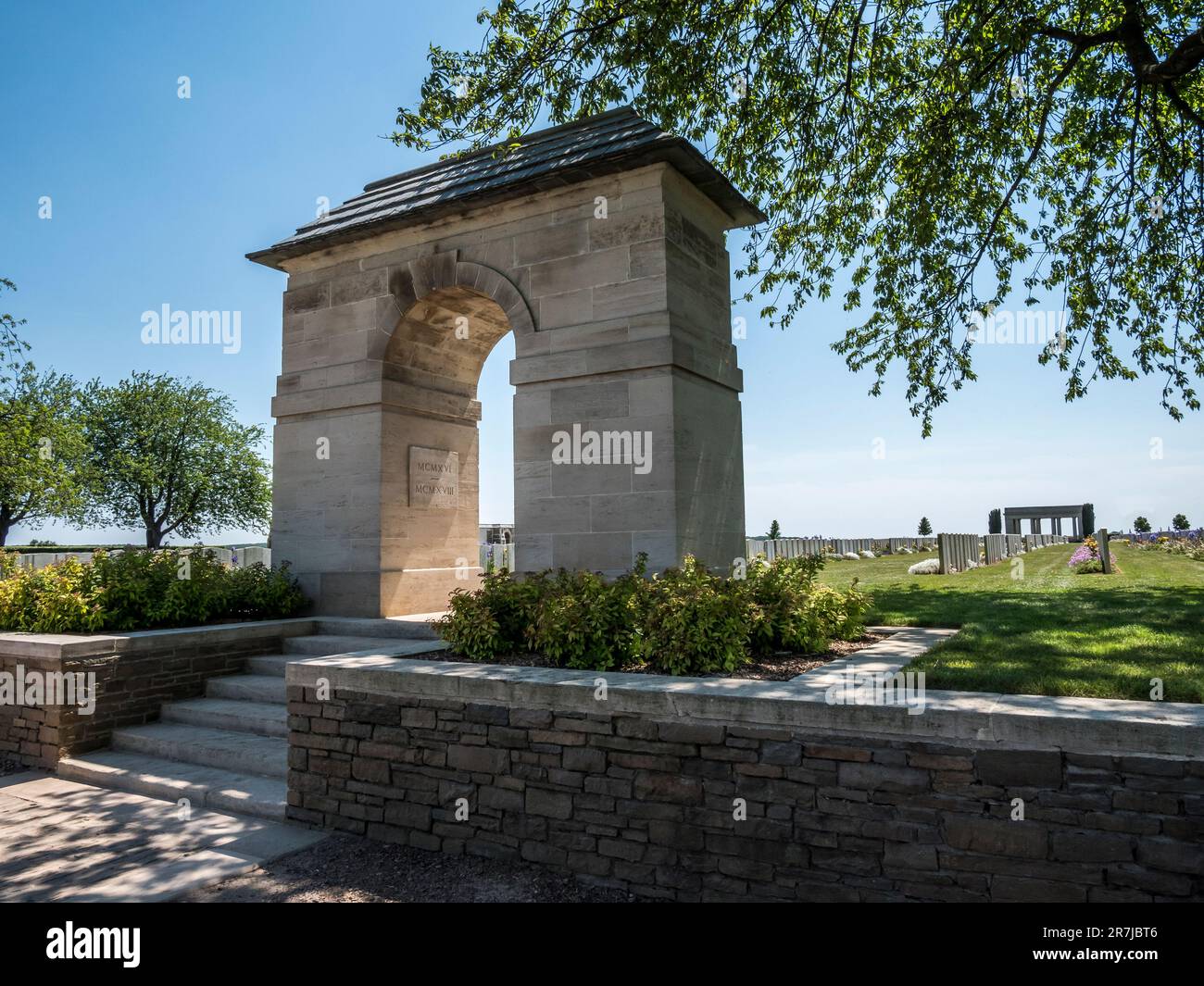 Caterpillar Valley cemetery is one of the largest cemeteries on the ...