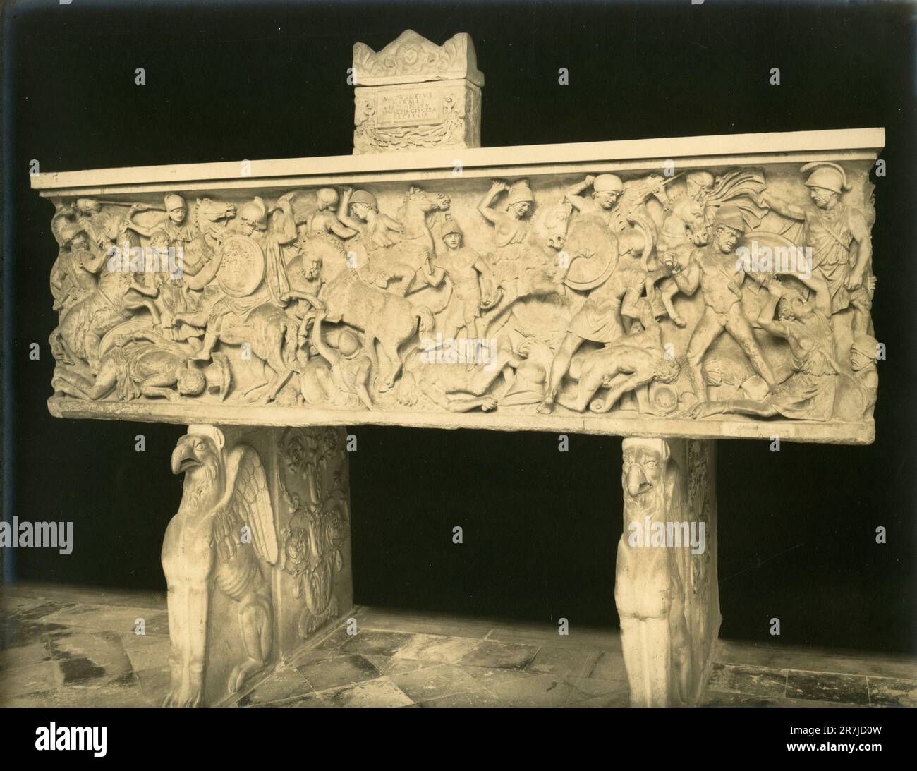 Ancient Roman marble Sarcophagus of Bacchus and Ariadne, Vatican Museum ...