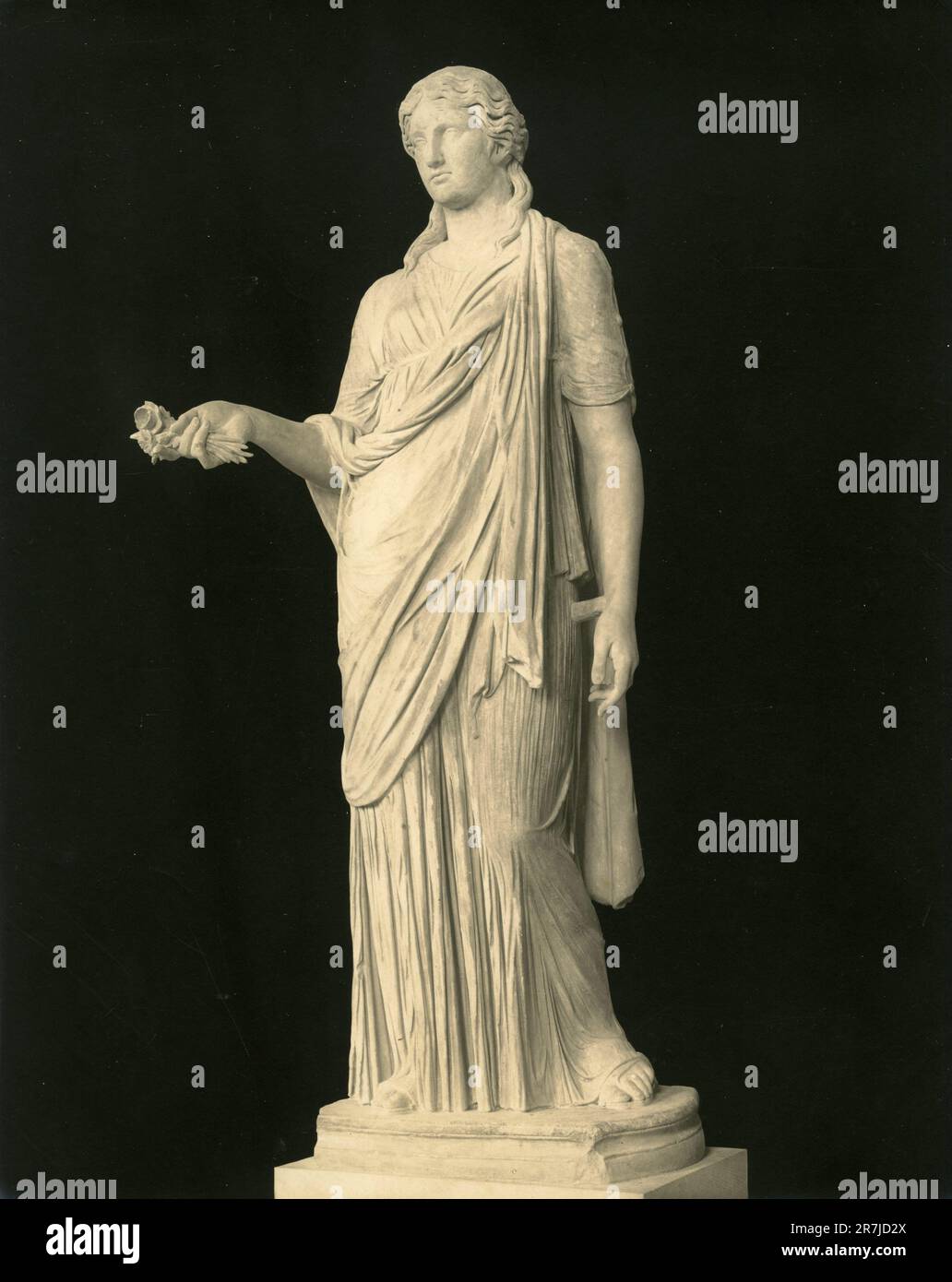 Proserpina statue hi-res stock photography and images - Alamy