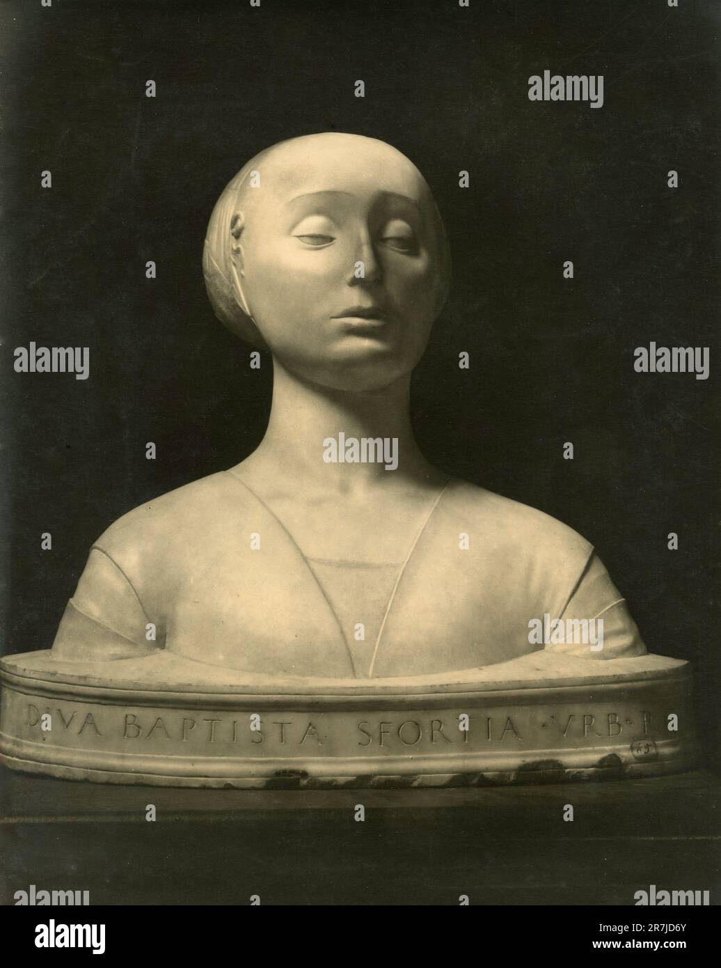 Marble bust of Battista Sforza, Duchess of Urbino and wife of Federigo ...