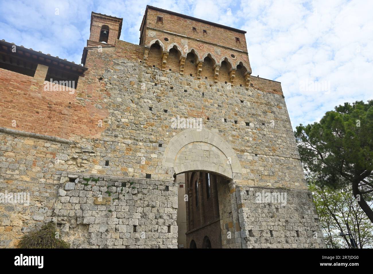 Medieval gate san giovanni hi-res stock photography and images - Alamy