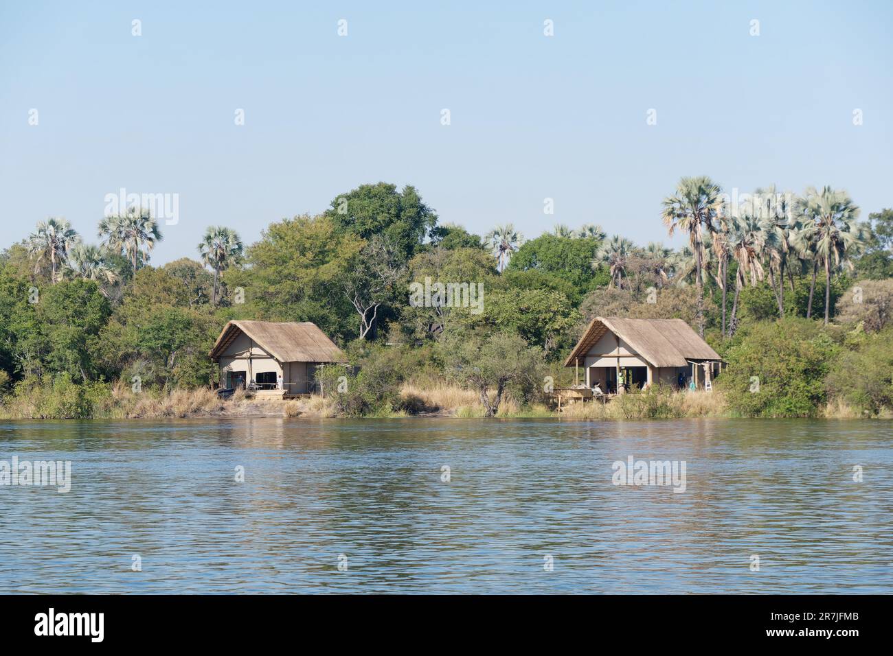 Traditional rural village zimbabwe hi-res stock photography and images ...