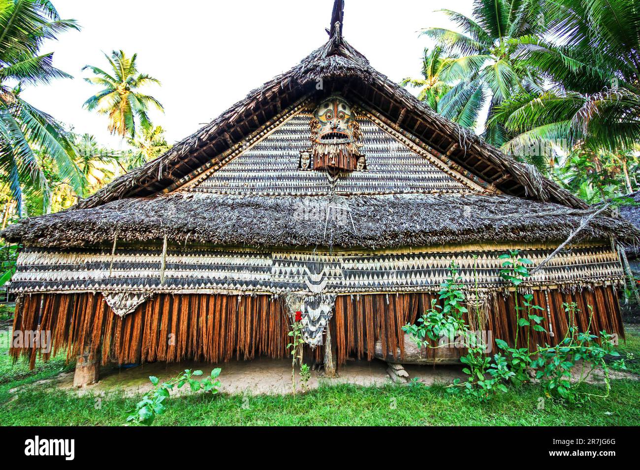 Haus tambaran spirit house hi-res stock photography and images - Alamy