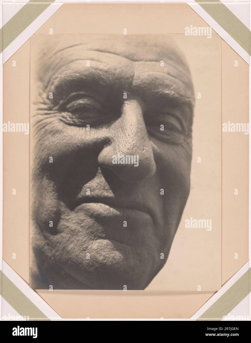 Robert solomon hi-res stock photography and images - Alamy