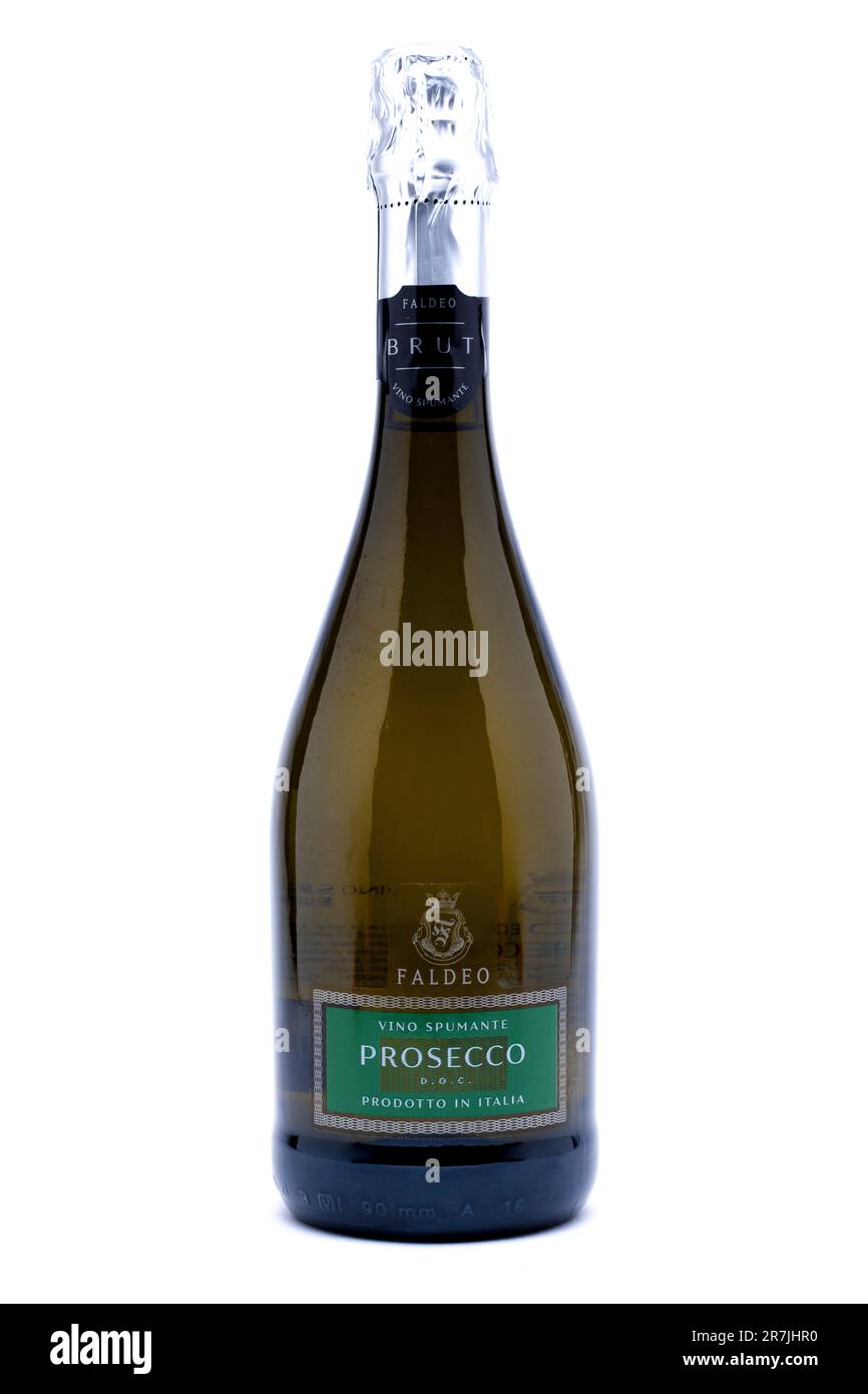 Prosecco bottle hi-res stock photography and images - Alamy