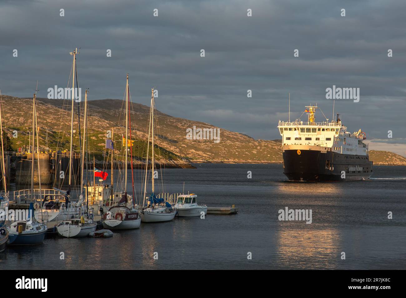 CalMac Evening Ferry Arriving at Tarbert Harbour, Harris, Isle of ...