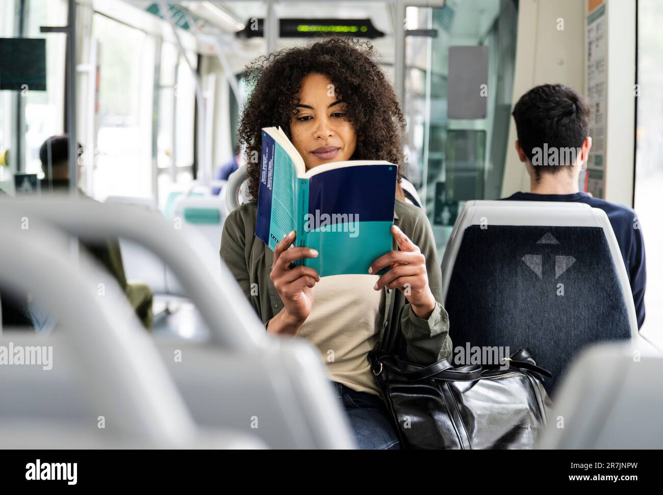 Relaxed commute hi-res stock photography and images - Alamy