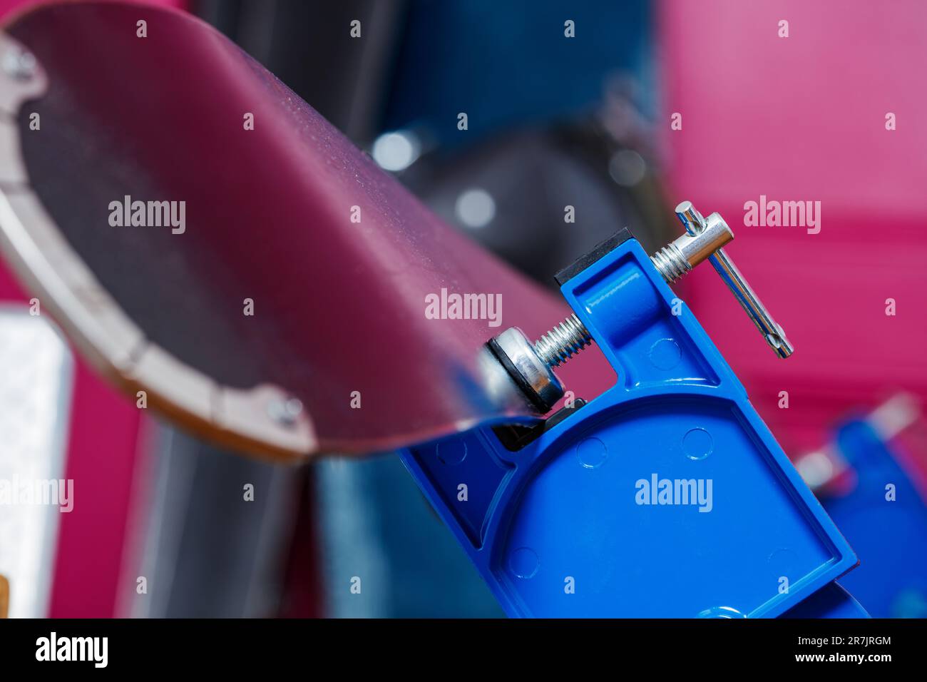 Sharpening of ski edges hi-res stock photography and images - Alamy