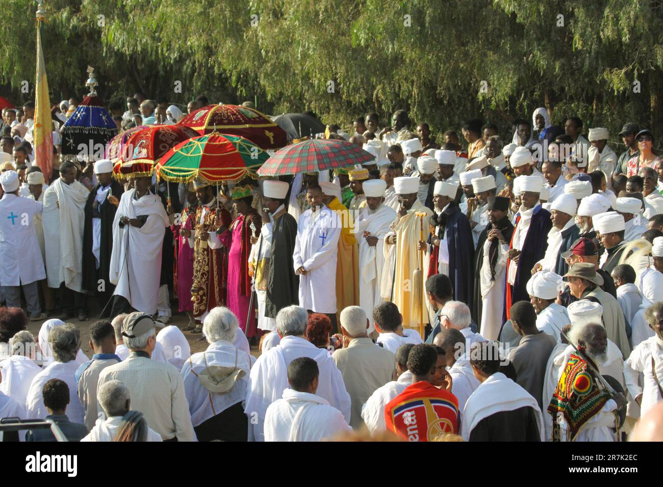 Ethiopian robe hi-res stock photography and images - Alamy