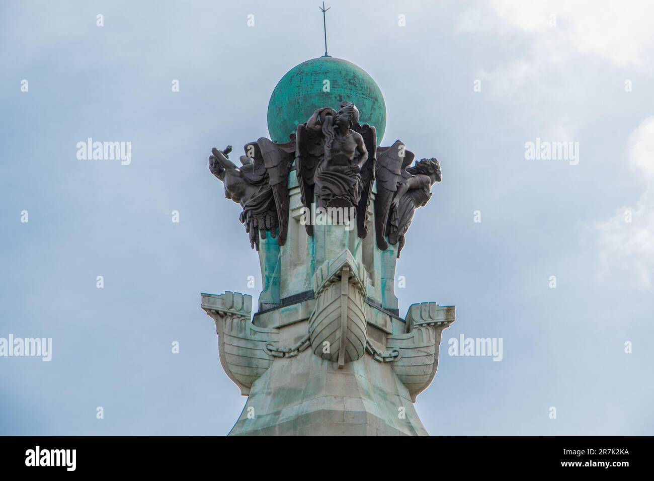 Chatham Naval Memorial Obelisk Stock Photo - Alamy