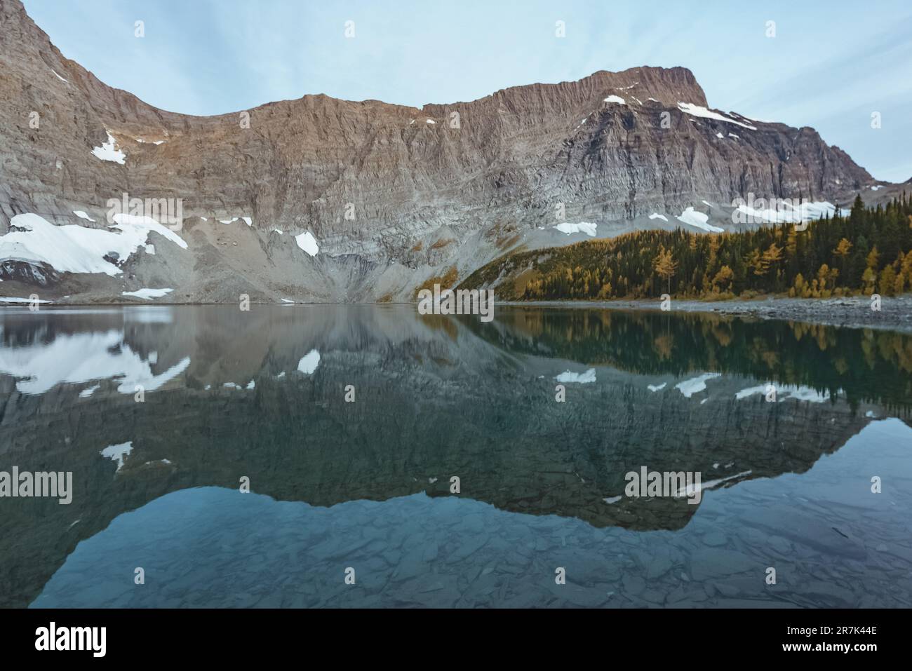 Reflection lake camp hi-res stock photography and images - Alamy