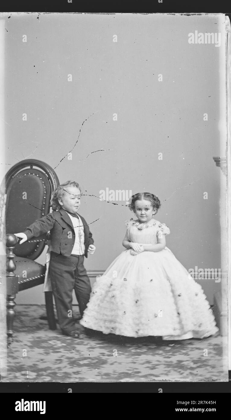 Minnie Warren and G.W.M. Nutt c. 1860-1870 Stock Photo - Alamy