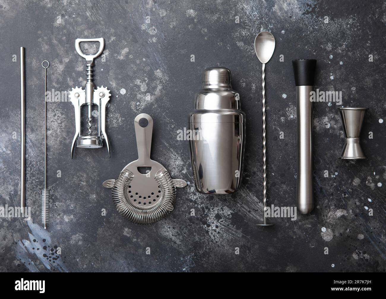 Bartender with garnish tray hi-res stock photography and images - Alamy