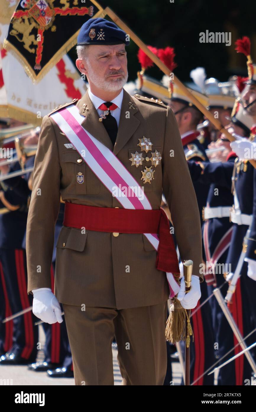 Felipe vi of spain uniform hi-res stock photography and images - Alamy