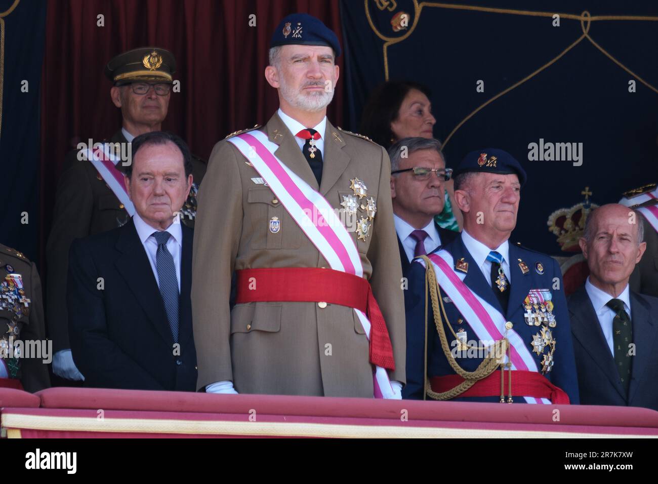 Felipe vi of spain uniform hi-res stock photography and images - Alamy