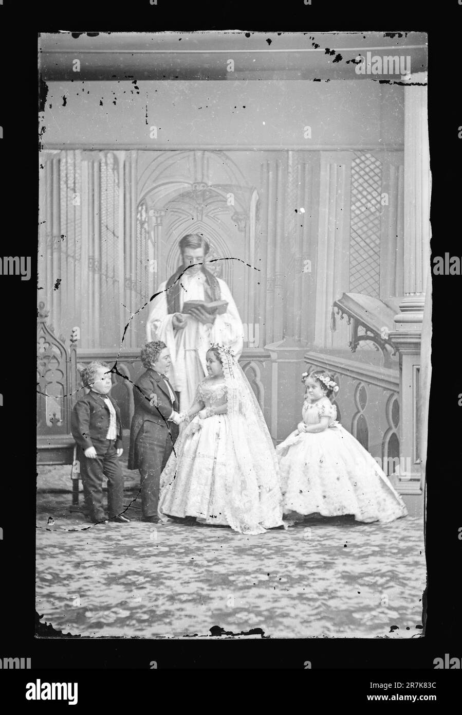 Strattons, G.W.M. Nutt, and Minnie Warren c. 1860-1870 Stock Photo - Alamy