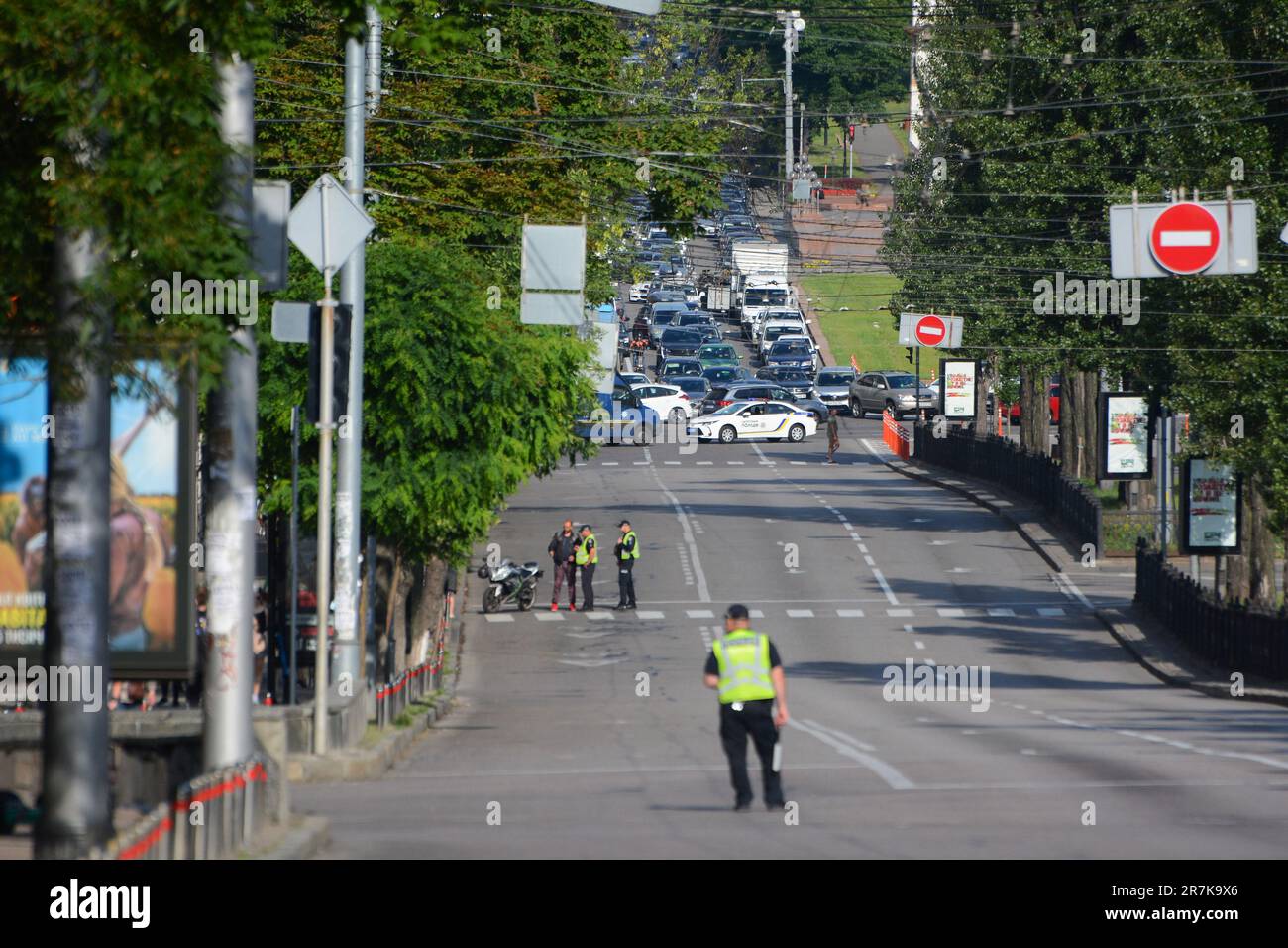 Kyiv, Ukraine. 16th June, 2023. The police block traffic on the streets ...
