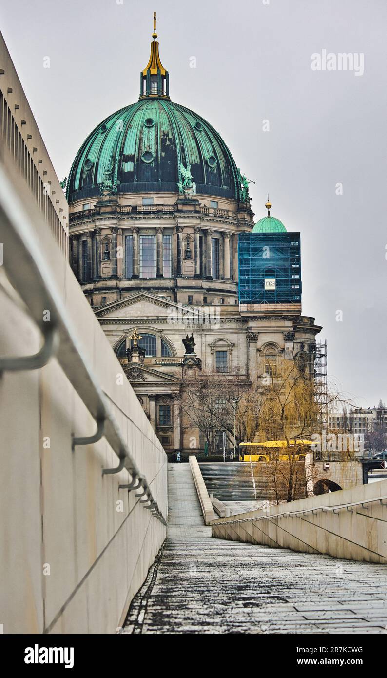 Berlin heart hi-res stock photography and images - Alamy