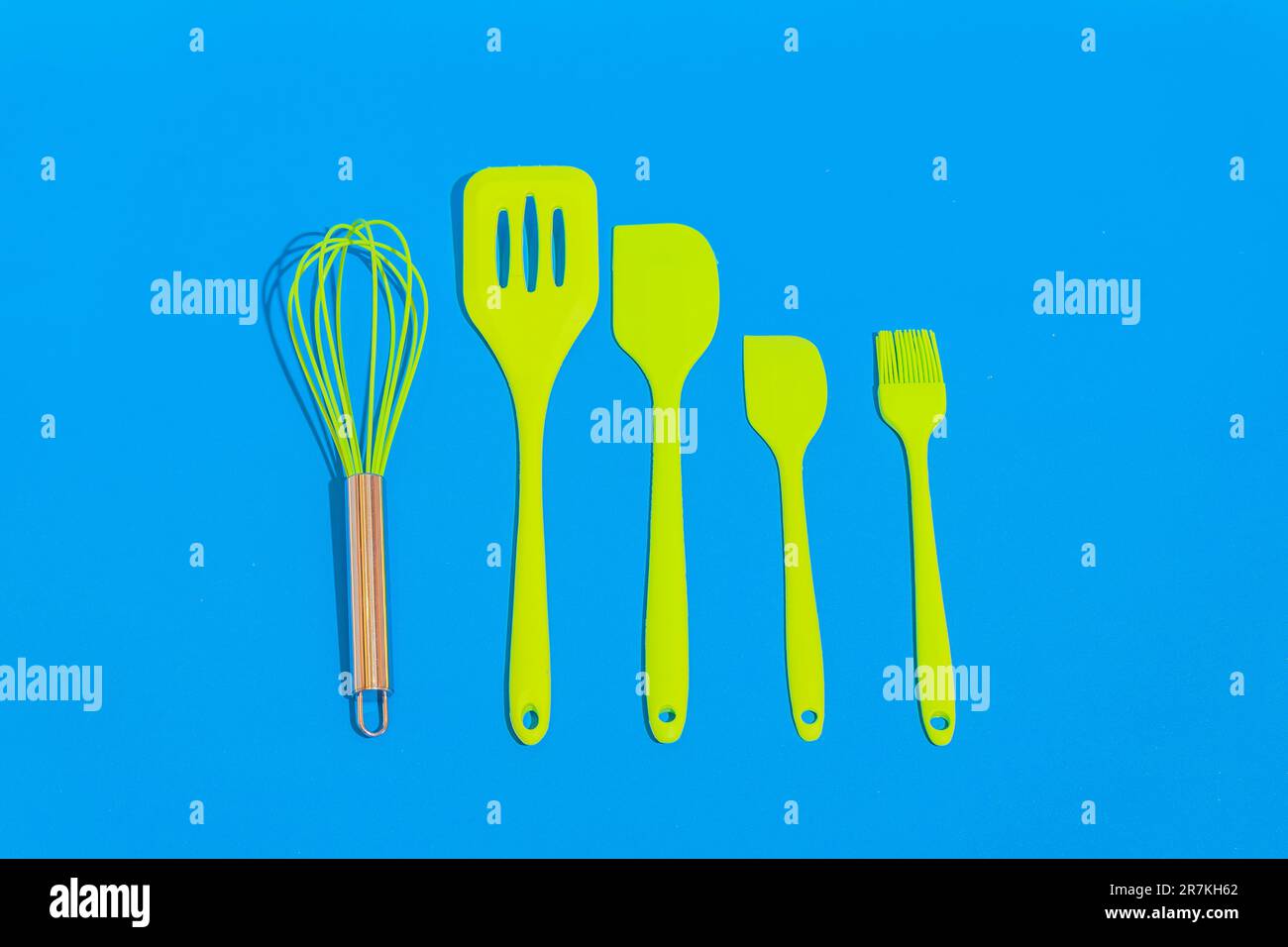 The Non-Stick Baking Tools: Effortless Cake Making Essentials are a ...