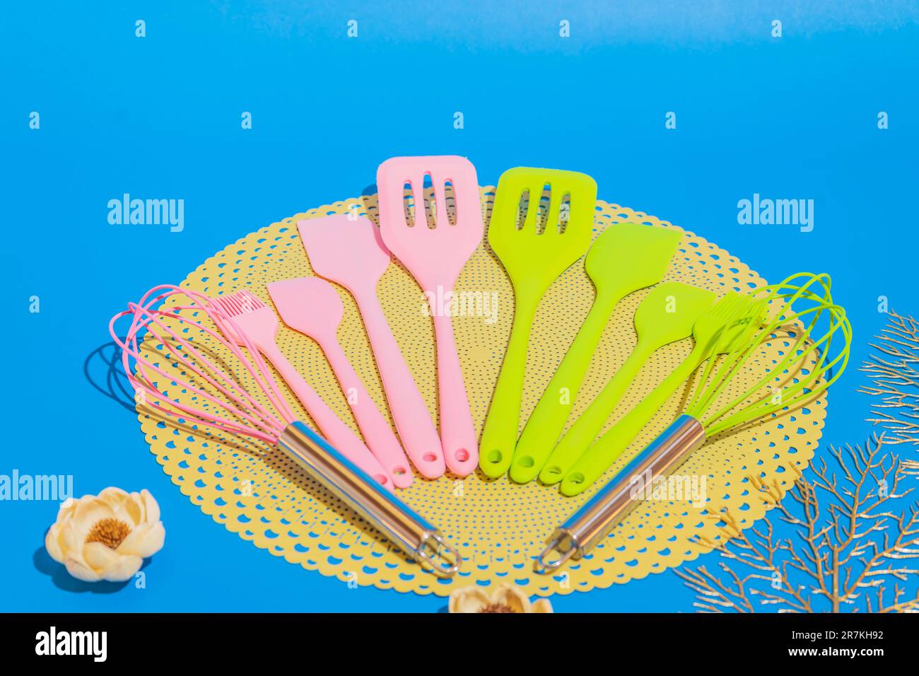 The Non-Stick Baking Tools: Effortless Cake Making Essentials are a ...