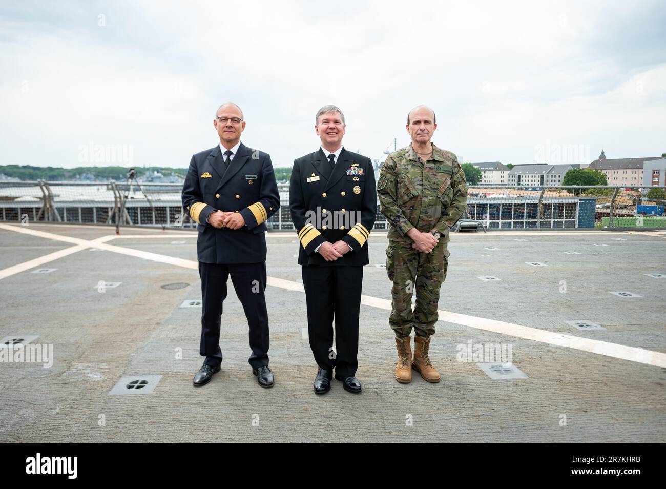Kiel, Germany. 16th June, 2023. Vice Admiral Jan Christian Kaack (l-r ...