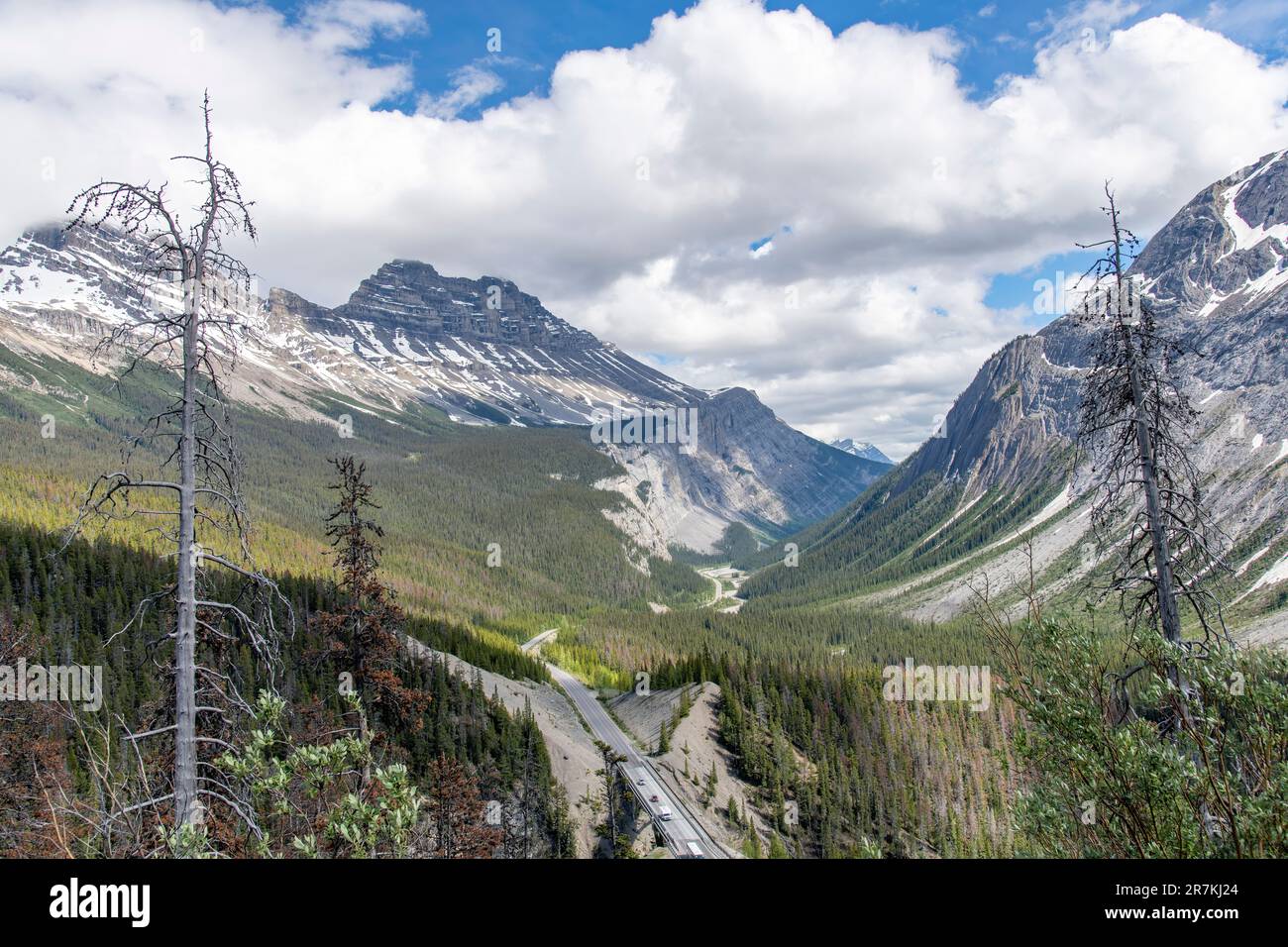Big bend big hill banff national park hi-res stock photography and ...