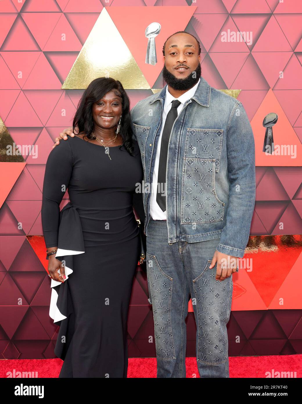 Kansas City, Missouri, USA. 15th June, 2023. Lucas Niang walks the red ...