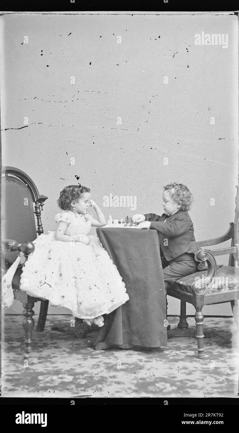 G.W.M. Nutt and Minnie Warren c. 1860-1870 Stock Photo - Alamy