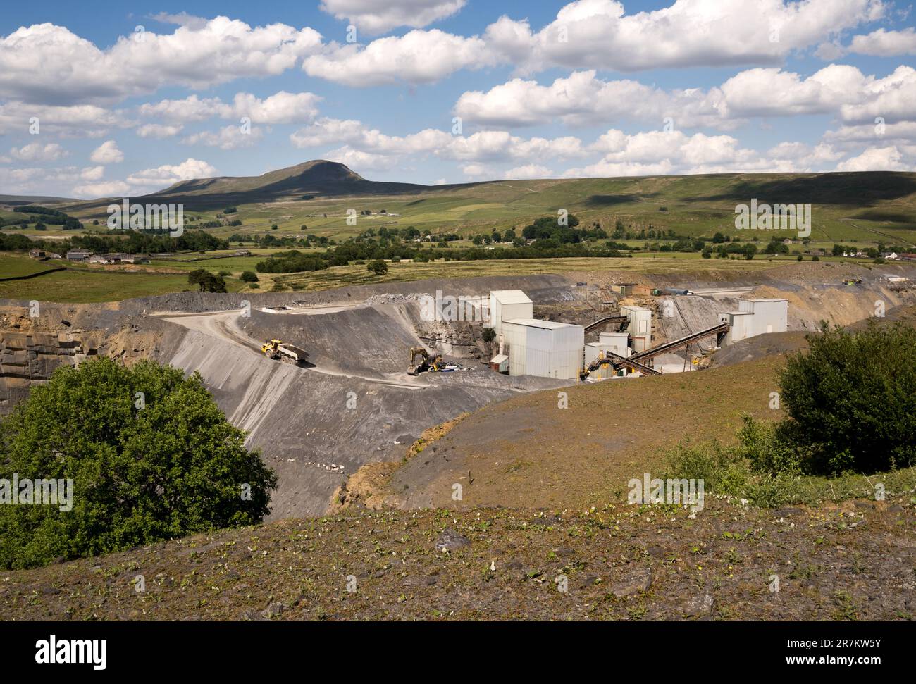 Mineral extraction hi-res stock photography and images - Alamy
