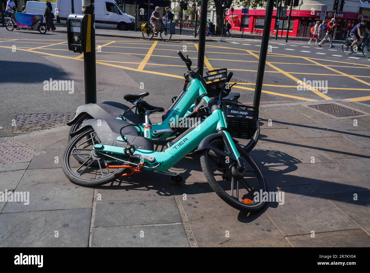 Tier e bikes hi-res stock photography and images - Alamy
